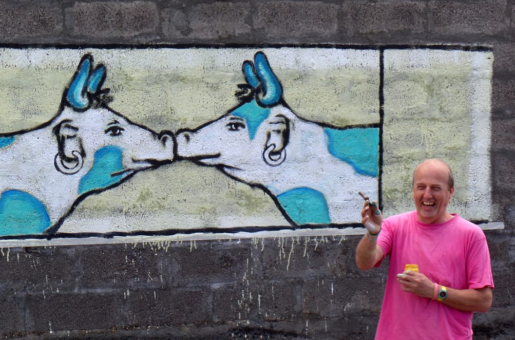 Streetart aus Sao Miguel: Interview mit dem Künstler Yves Decoster